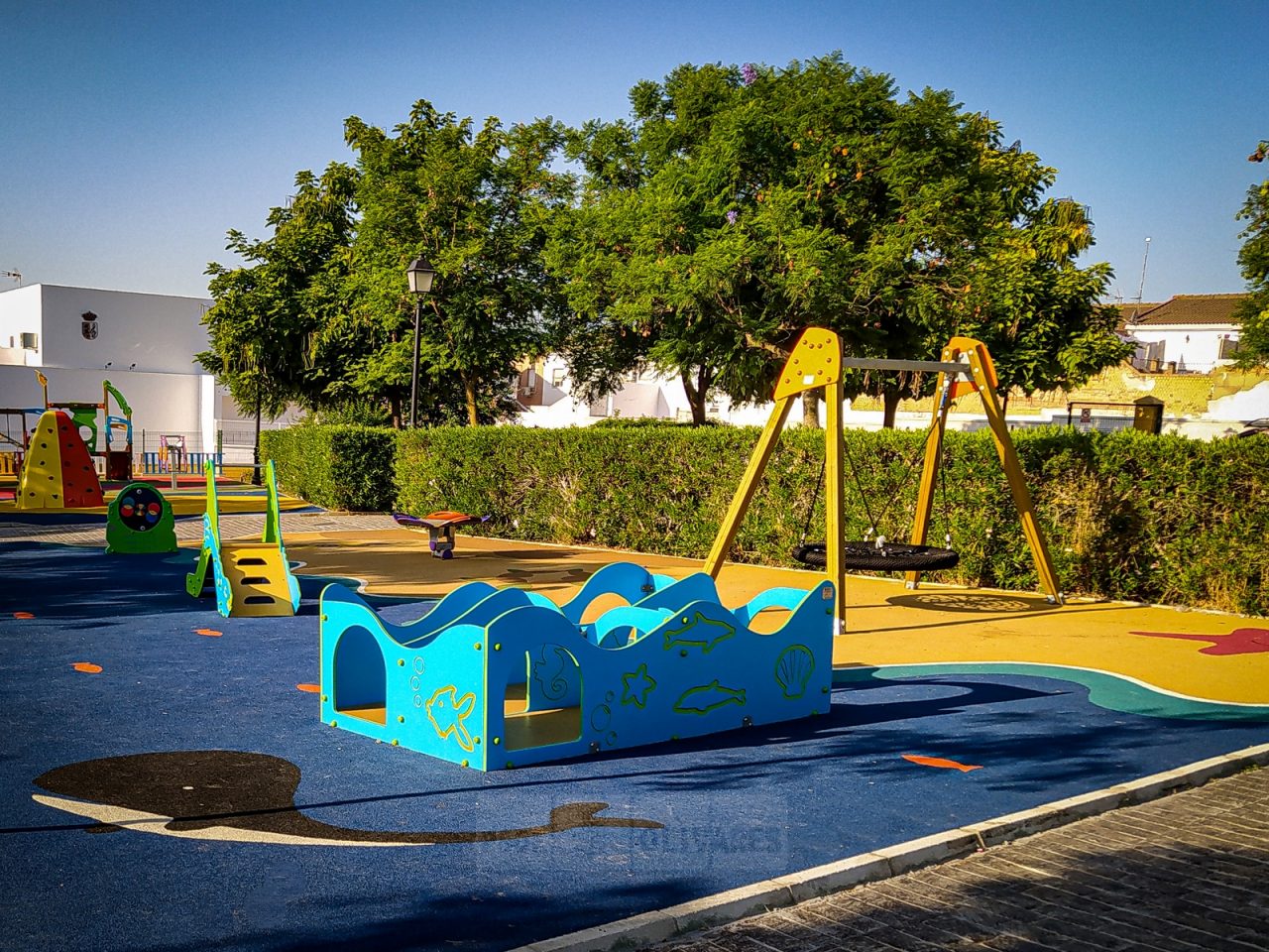 Remodelados el Parque 8 de Marzo y la Plaza de América.